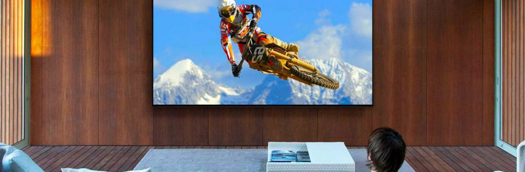 Choisir Sa TV : Distance, 4K, 8K, Laquelle Acheter ? Nos Conseils